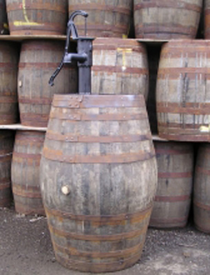 100 Gallon Pump Barrel - Oak Barrel Water Butts • The Barrel Makers